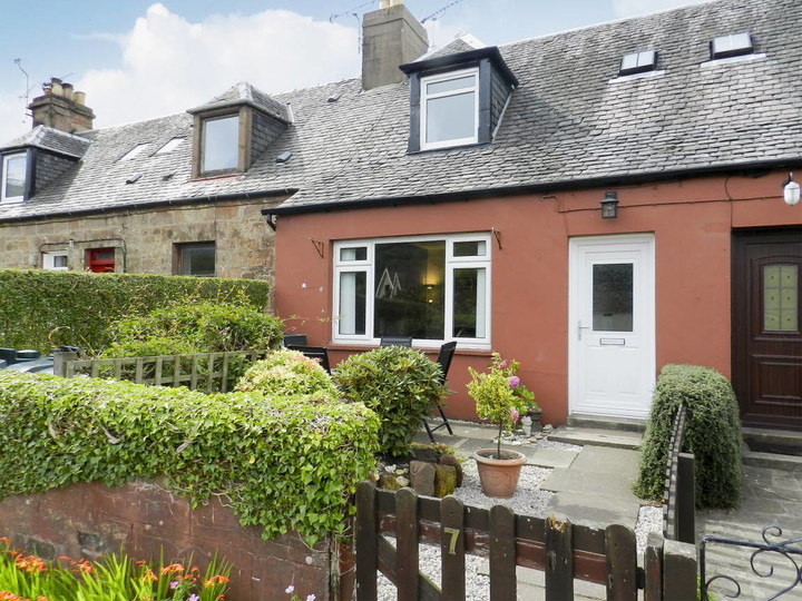 Cottage ∙ 2 Bedrooms ∙ 4 Guests - Brodick