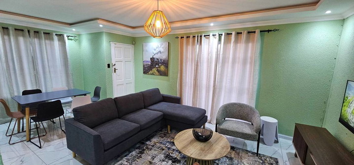 330 M² House ∙ 3 Bedrooms ∙ 6 Guests - Rustenburg