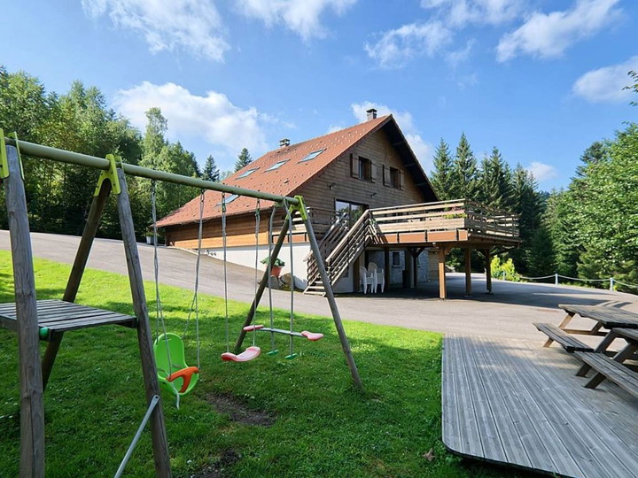265 M² Cottage ∙ 6 Bedrooms ∙ 15 Guests - Alps