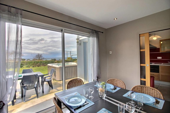 167 M² Gîte ∙ 6 Chambres ∙ 11 Personnes - Bretagne