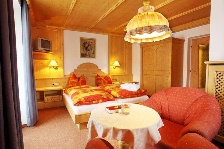 68 M² Apartment ∙ 2 Bedrooms ∙ 5 Guests - Reit im Winkl