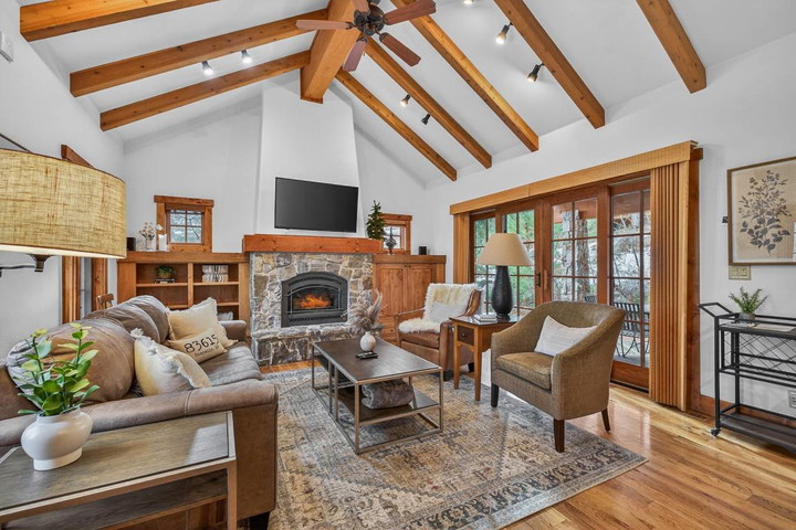 116 M² House ∙ 2 Bedrooms ∙ 6 Guests - Lake Cascade, ID