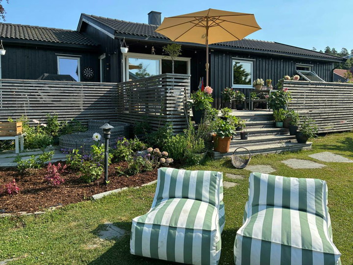 250 M² House ∙ 5 Bedrooms ∙ 11 Guests - Moss