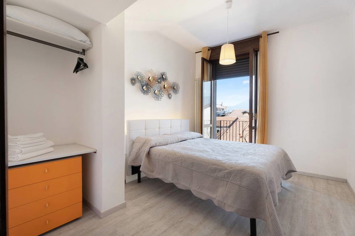 120 M² Appartement ∙ 2 Chambres ∙ 4 Personnes - Luino