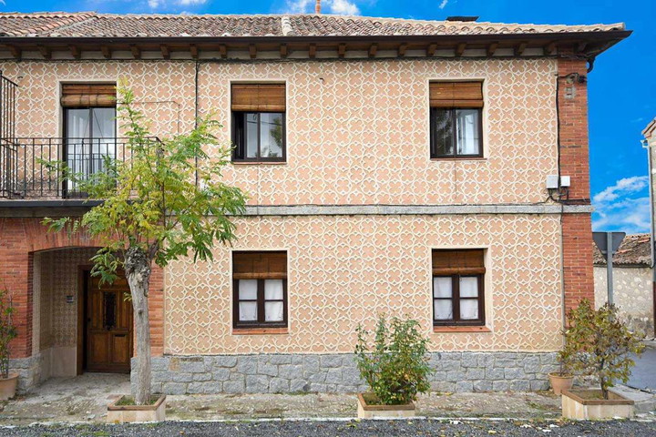 438 M² Casa ∙ 5 Habitaciones ∙ 10 Huéspedes - Segovia