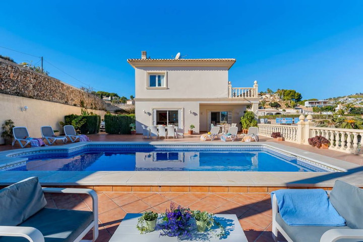 208 M² Villa ∙ 6 Habitaciones ∙ 12 Huéspedes - Benisa