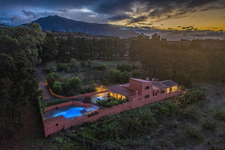 300 M² Villa ∙ 3 Slaapkamers ∙ 8 Gasten - Agaete