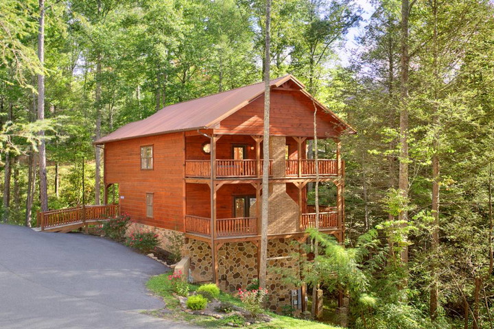 274 M² House ∙ 4 Bedrooms ∙ 12 Guests - Gatlinburg, TN