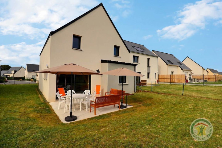 104 M² Gîte ∙ 3 Chambres ∙ 6 Personnes - Saint-Coulomb