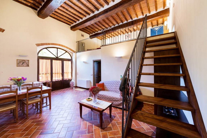 70 M² Farmhouse ∙ 2 Bedrooms ∙ 6 Guests - Cortona
