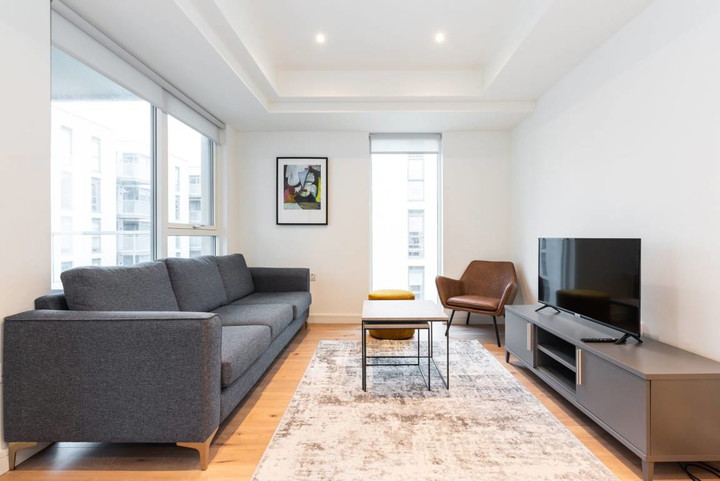 Apartment ∙ 2 Bedrooms ∙ 4 Guests - Bray