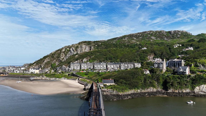 Cottage ∙ 5 Bedrooms ∙ 8 Guests - Barmouth