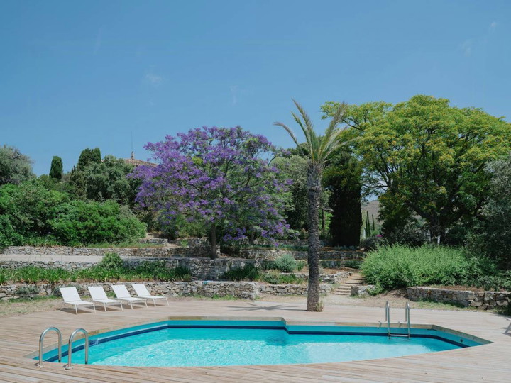 350 M² House ∙ 4 Bedrooms ∙ 9 Guests - Badalona