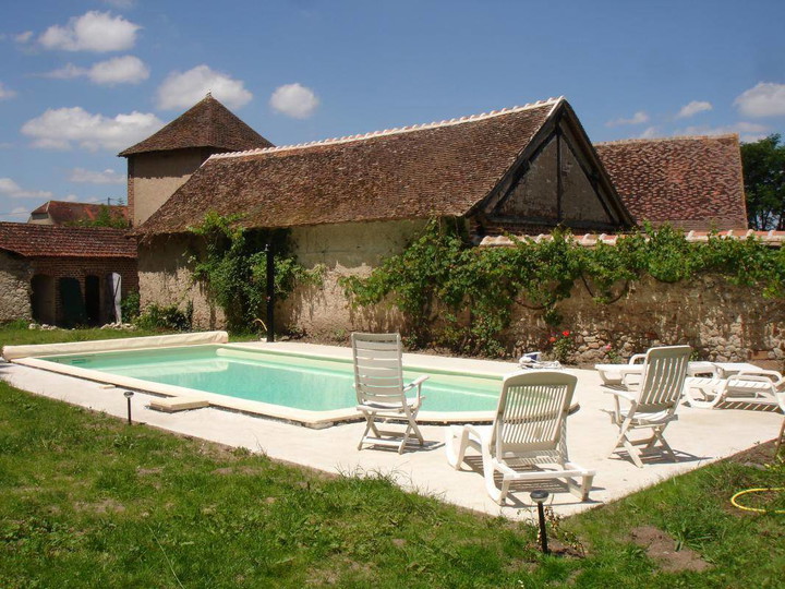 90 M² Gîte ∙ 3 Chambres ∙ 6 Personnes - Allier