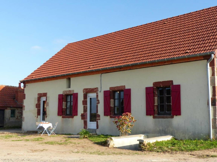 115 M² Gîte ∙ 4 Chambres ∙ 8 Personnes - Dompierre-sur-Besbre