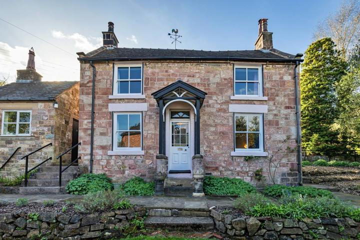 120 M² Cottage ∙ 3 Bedrooms ∙ 6 Guests - Stoke-on-Trent