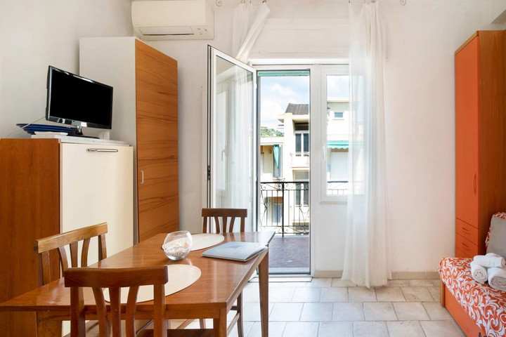 40 M² Estudio ∙ 1 Habitación ∙ 2 Huéspedes - Diano Marina