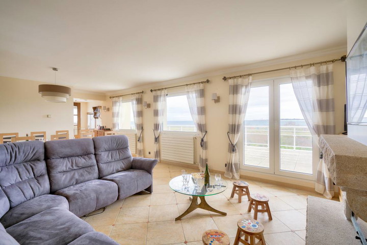 180 M² House ∙ 4 Bedrooms ∙ 12 Guests - Guilvinec