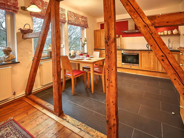 Ferienwohnung ∙ 3 Schlafzimmer ∙ 5 Gäste - Lindlar