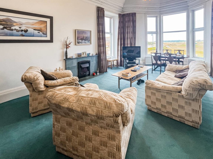 Apartment ∙ 2 Bedrooms ∙ 4 Guests - Prestwick