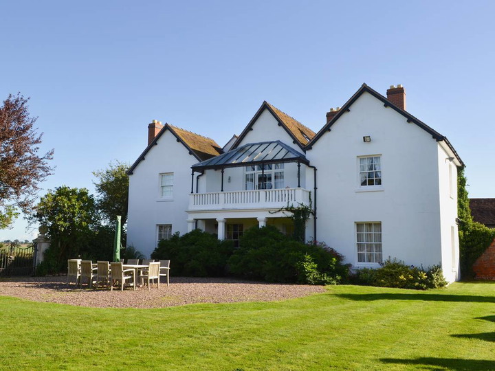 Cottage ∙ 1 Bedroom ∙ 2 Guests - Staffordshire