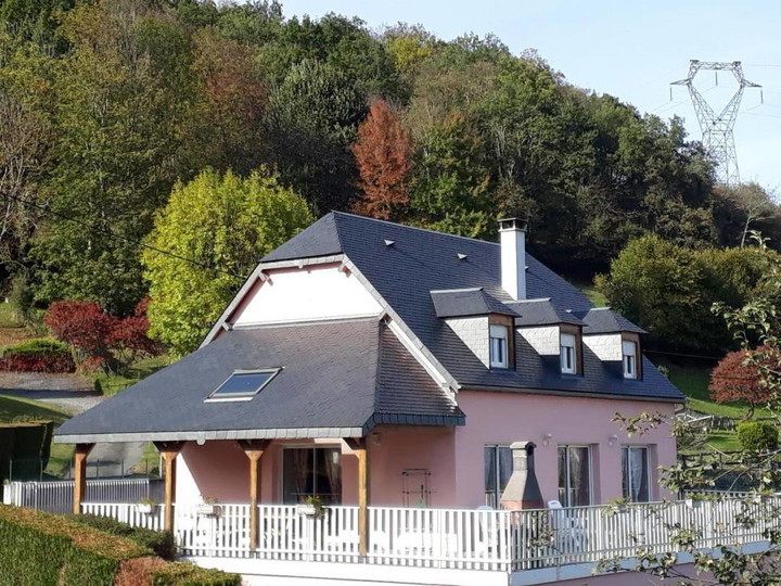 130 M² Gîte ∙ 4 Chambres ∙ 8 Personnes - Argelès-Gazost
