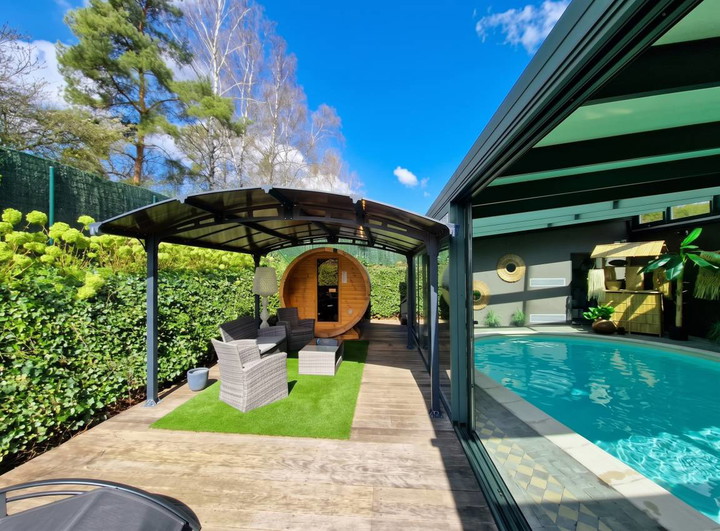 350 M² Villa ∙ 2 Chambres ∙ 4 Personnes - Ciney
