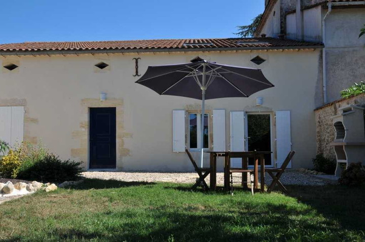 75 M² Gîte ∙ 2 Chambres ∙ 4 Personnes - Gironde