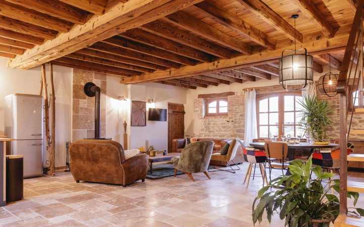 105 M² Gîte ∙ 3 Chambres ∙ 6 Personnes - Bourg-en-Bresse