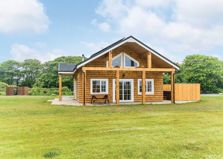 Chalet ∙ 4 Bedrooms ∙ 8 Guests - Hornsea