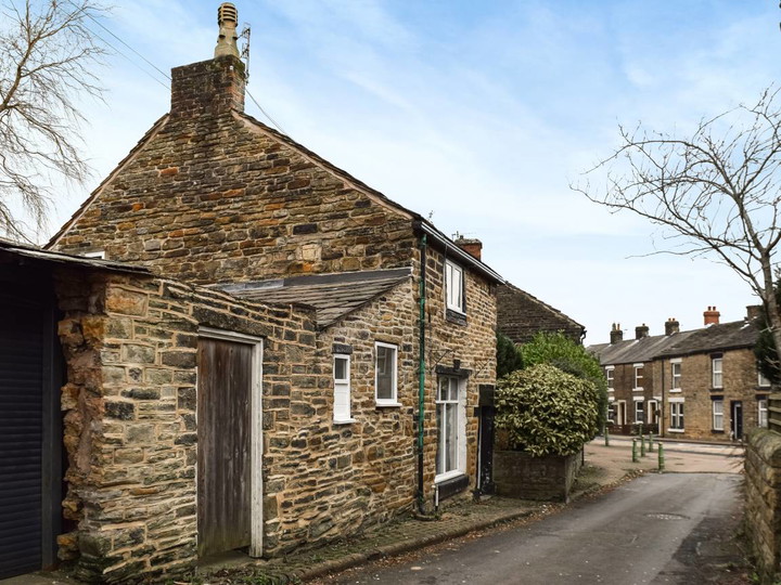 Cottage ∙ 2 Bedrooms ∙ 4 Guests - Lancashire