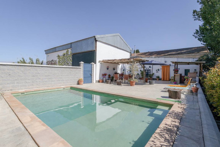 200 M² Maison De Vacances ∙ 4 Chambres ∙ 18 Personnes - Armilla