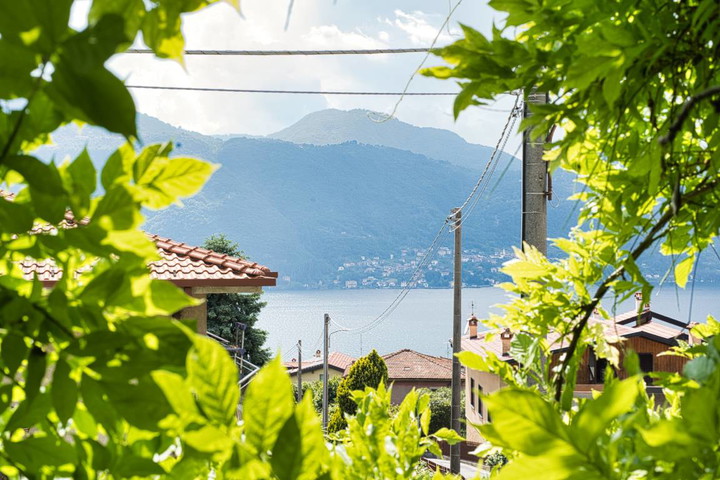 150 M² Appartement ∙ 2 Chambres ∙ 5 Personnes - Lierna