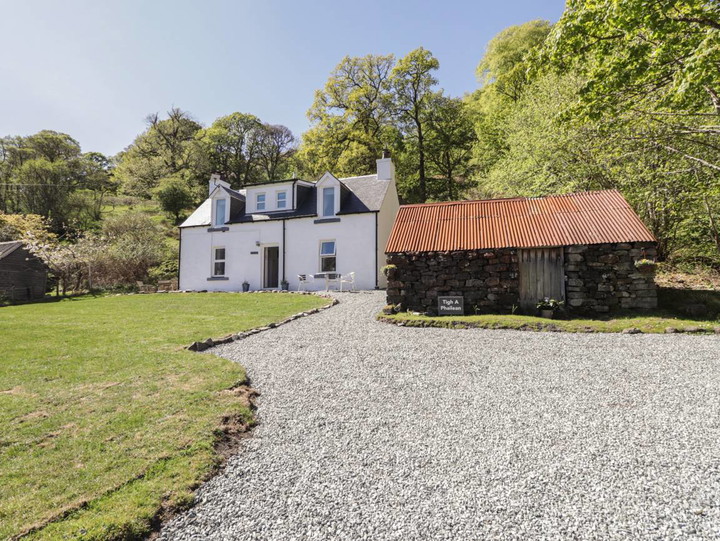 Cottage ∙ 2 Bedrooms ∙ 4 Guests - Skye