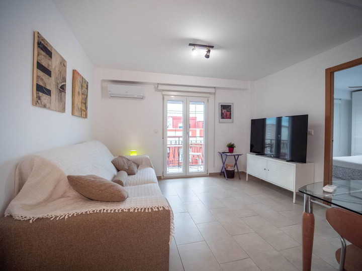 1950 M² Apartment ∙ 3 Bedrooms ∙ 1 Guest - Valencia