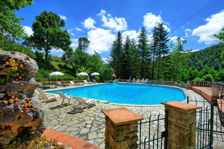 600 M² Villa Vacanza ∙ 5 Camere Da Letto ∙ 10 Ospiti - Gubbio