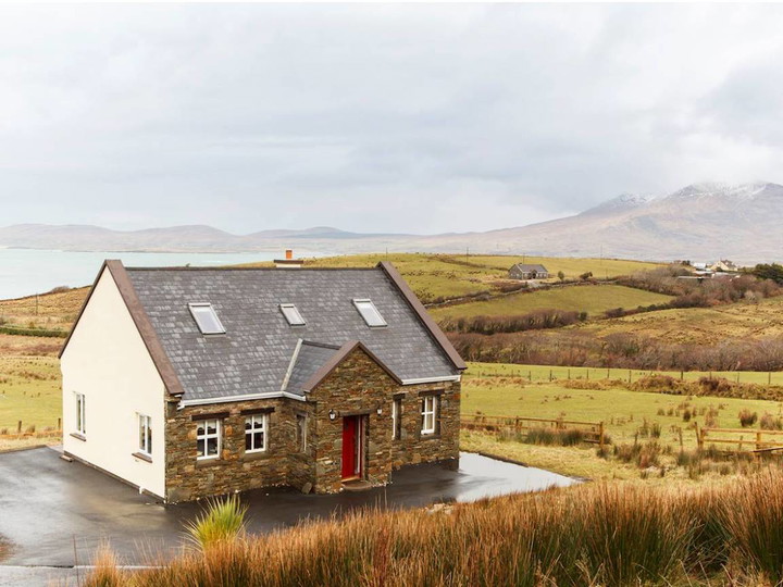 Cottage ∙ 3 Bedrooms ∙ 6 Guests - Galway
