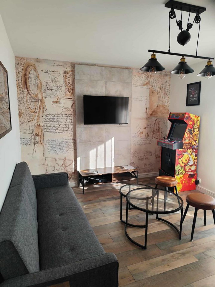 80 M² Apartment ∙ 3 Bedrooms ∙ 6 Guests - Valence, France
