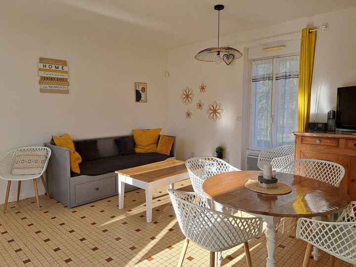 65 M² Cottage ∙ 2 Bedrooms ∙ 6 Guests - Nantes