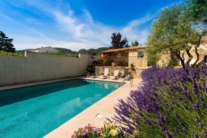 72 M² House ∙ 2 Bedrooms ∙ 6 Guests - Ménerbes