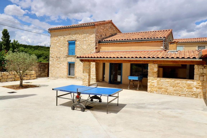 Gîte ∙ 5 Chambres ∙ 14 Personnes - Grignan