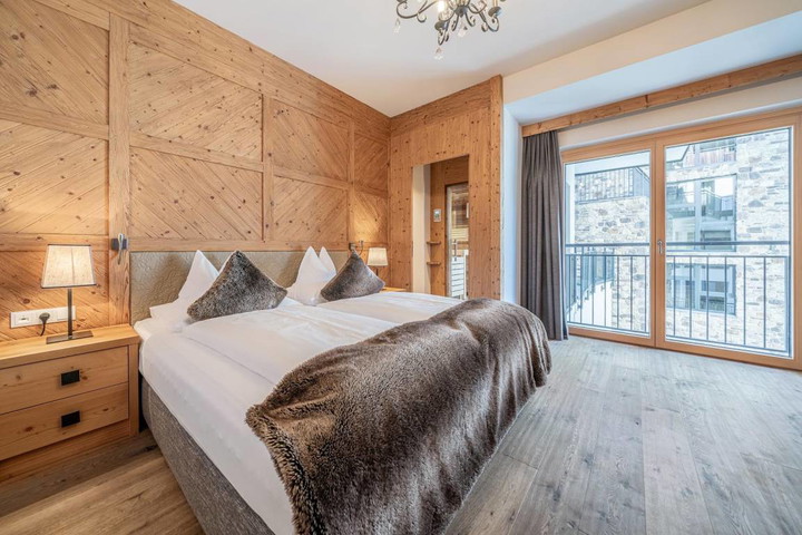 99 M² Apartment ∙ 1 Bedroom ∙ 5 Guests - Obergurgl