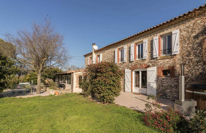 200 M² Gîte ∙ 5 Chambres ∙ 11 Personnes - Haute-Garonne