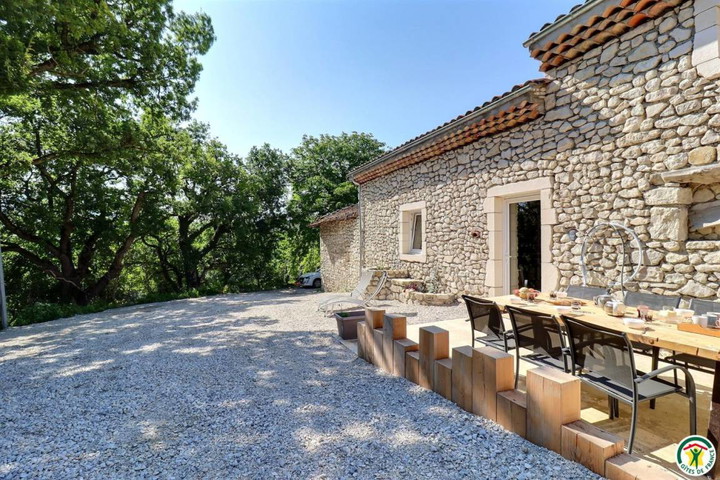 70 M² Gîte ∙ 3 Bedrooms ∙ 6 Guests - Crest