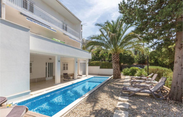 42 M² Ferienwohnung ∙ 1 Schlafzimmer ∙ 4 Gäste - Makarska