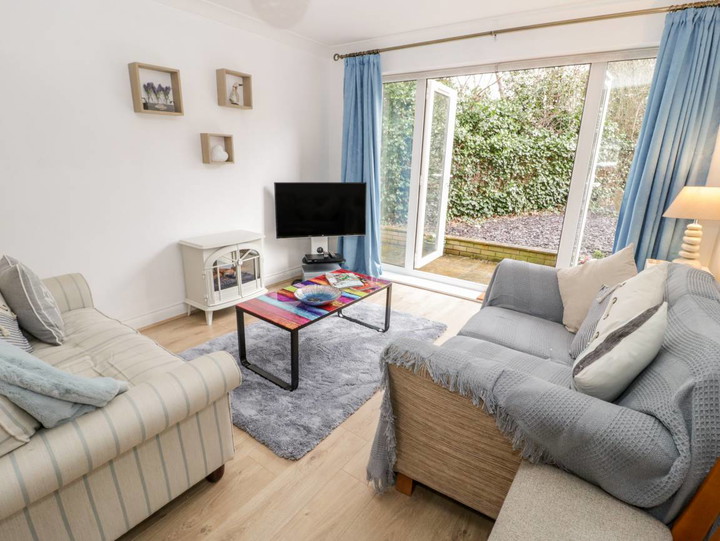 Cottage ∙ 2 Bedrooms ∙ 3 Guests - Colwyn Bay