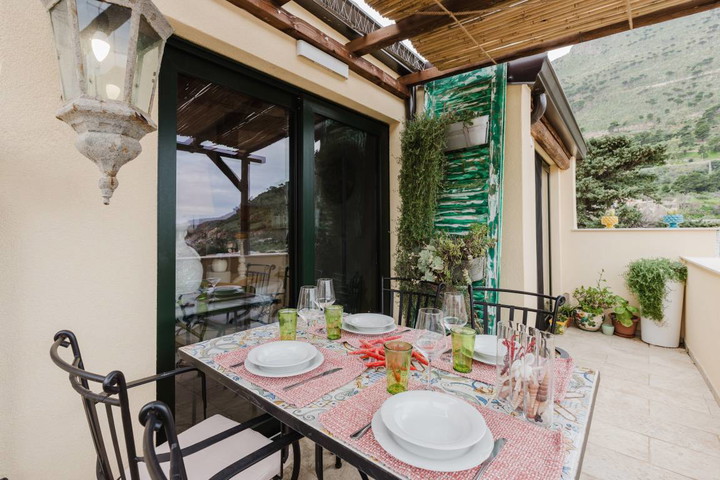 70 M² House ∙ 2 Bedrooms ∙ 4 Guests - Scopello, Italy