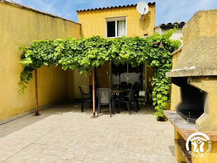 105 M² Gîte ∙ 3 Chambres ∙ 6 Personnes - La Franqui