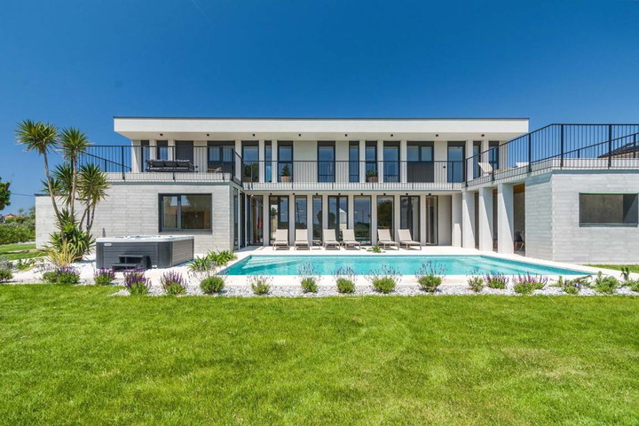 336 M² Villa ∙ 4 Schlafzimmer ∙ 8 Gäste - Banjole