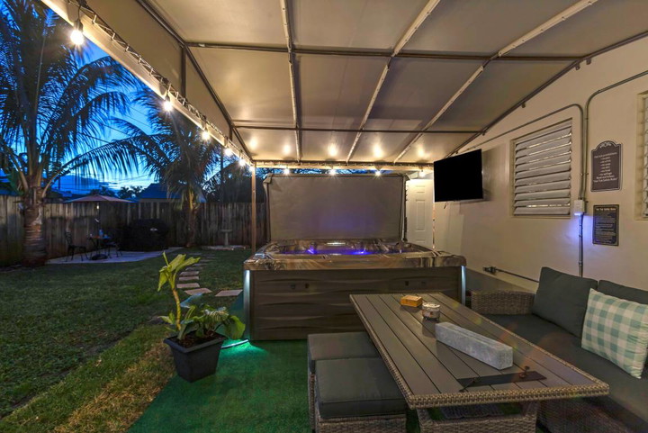 124 M² House ∙ 3 Bedrooms ∙ 10 Guests - Broward County, FL